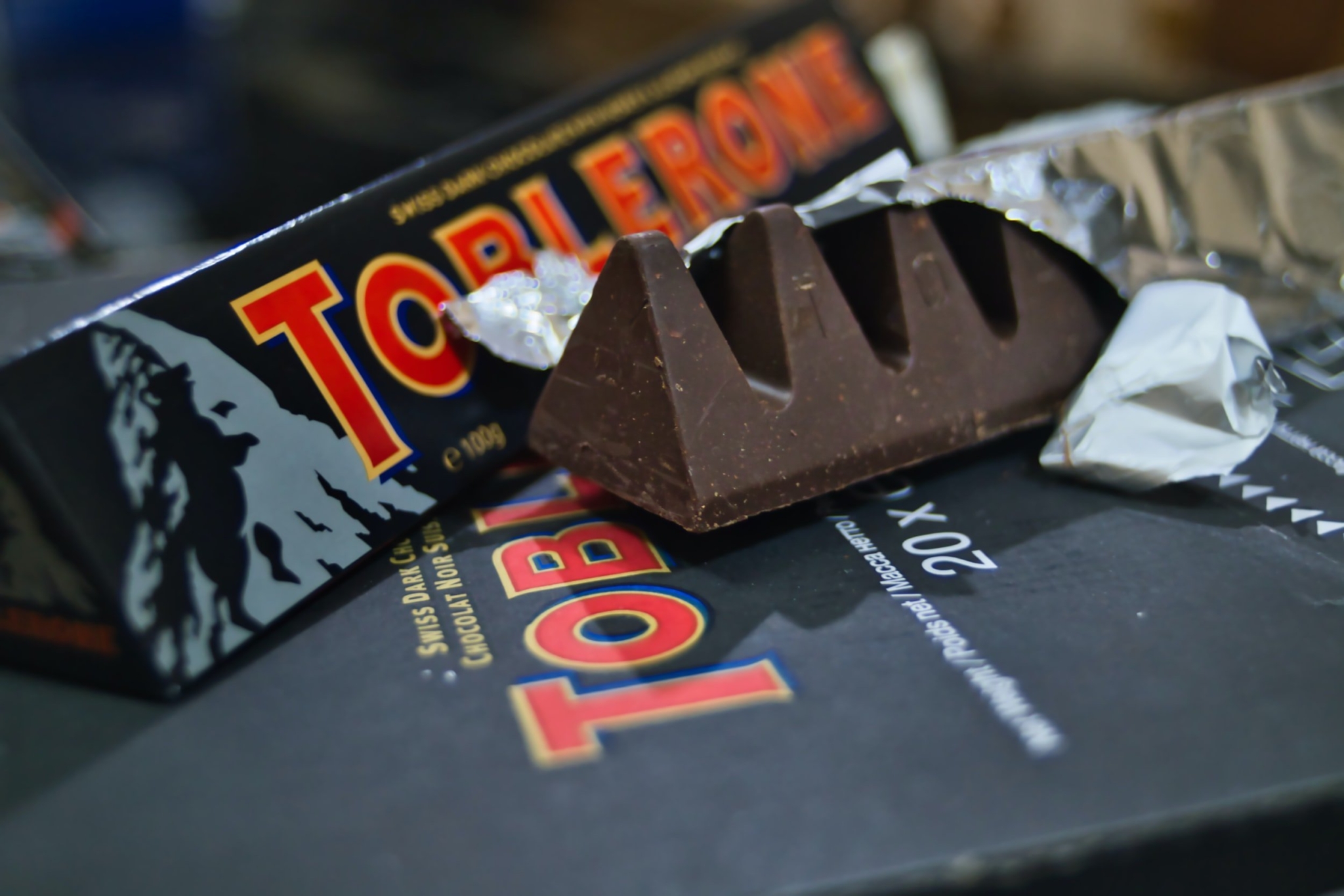 The Secret Bear Hiding in Toblerone—and Why Your Logo Needs a Story ...